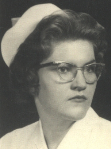 Julie Leighton's Instagram, Twitter & Facebook on IDCrawl